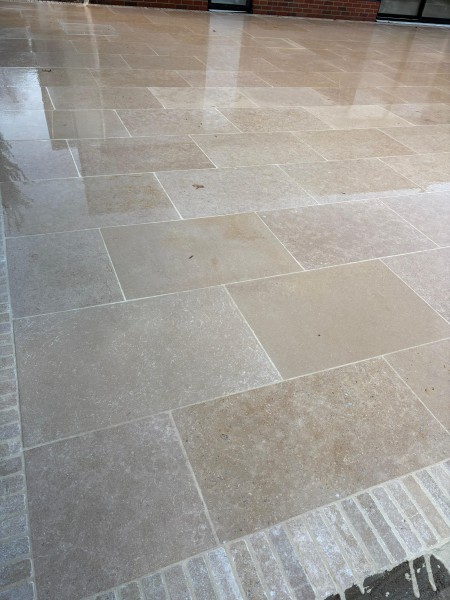 Sinai Pearl Beige Acid Washed Pre-Sealed Tumbled Limestone Paving